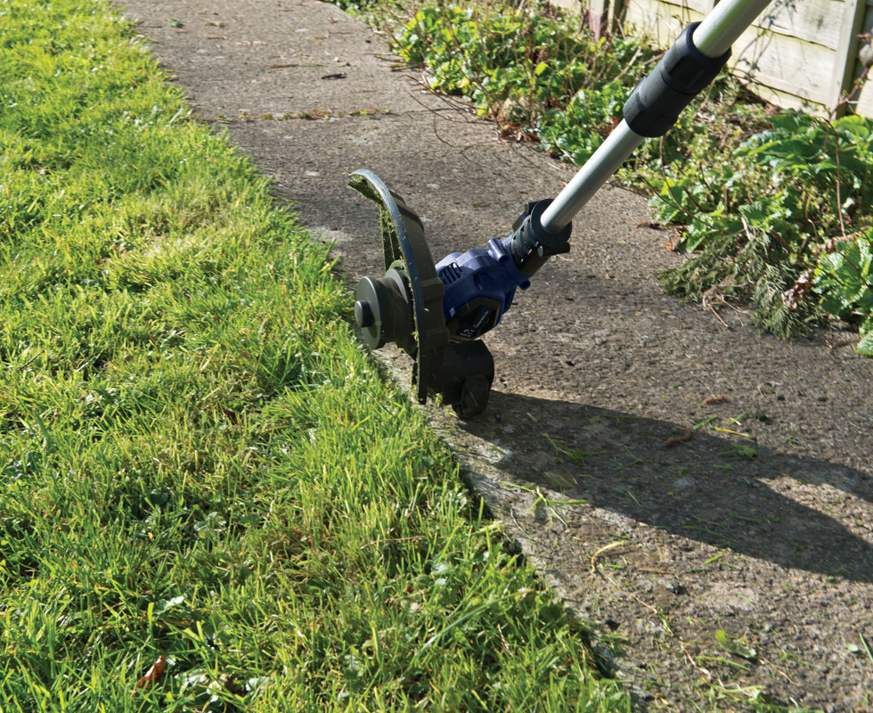 COUPE GAZON ET BORDURES SANS FIL avec BATTERIE GMC
